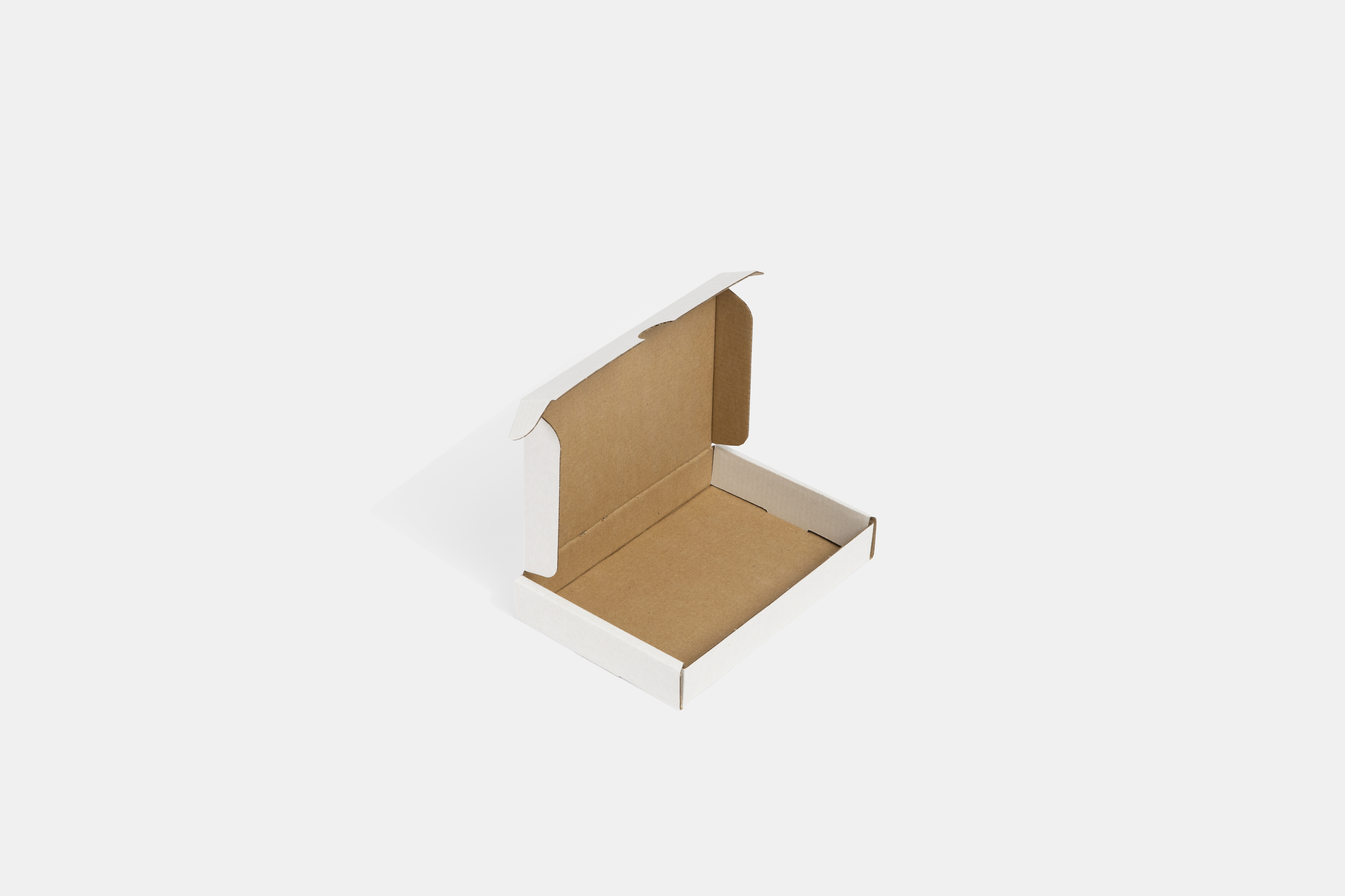 Sturdy shipping box for products in size A5