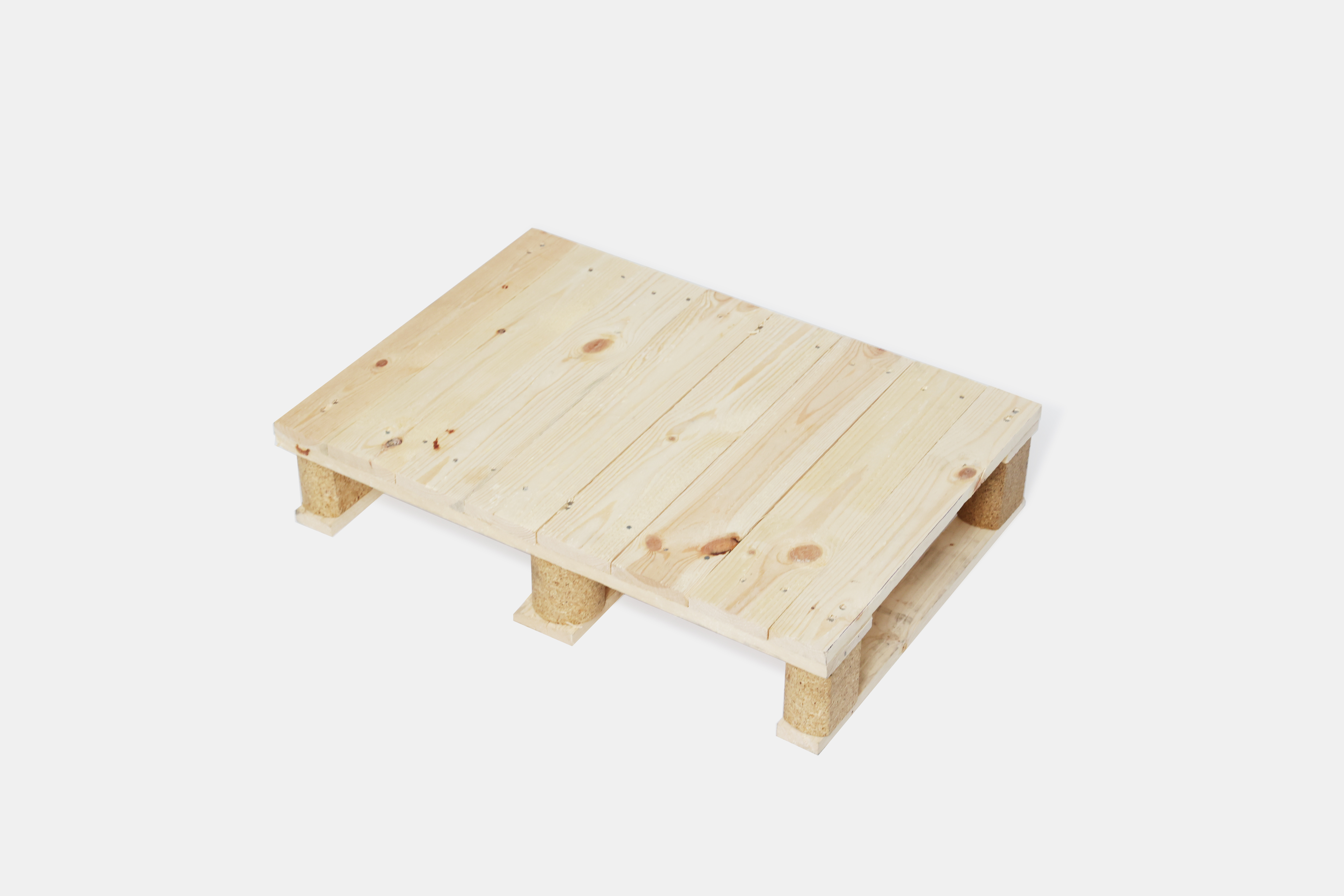 Sturdy and affordable single-use pallet