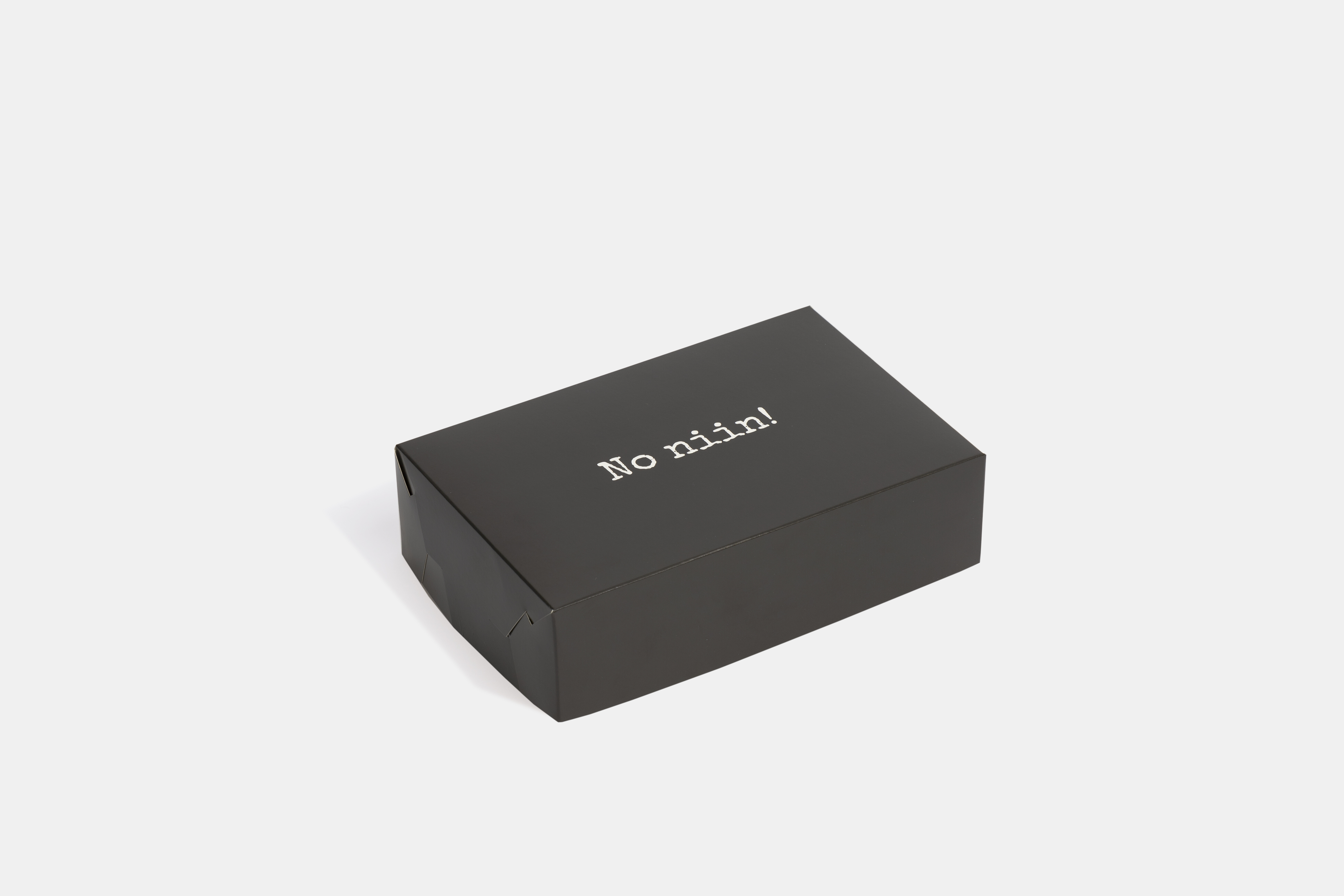 Pastry packaging with "No Niin" print | Pastry packaging lid